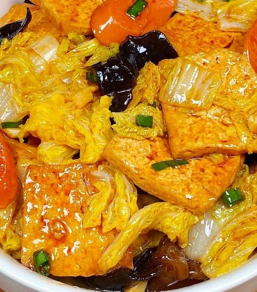 辣白菜煮什么东西好吃_辣白菜可以做什么菜-第1张图片-山城妙识