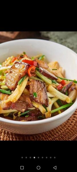 荞头炒腊肉怎么做_荞头炒腊肉家常做法-第2张图片-山城妙识 荞头炒腊肉怎么做_荞头炒腊肉家常做法-第2张图片-山城妙识