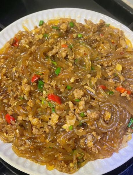 粉条炒肉丝怎么做_粉条炒肉丝用哪种粉条好-第1张图片-山城妙识