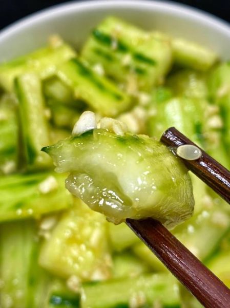 蒜泥黄瓜热量_减肥能吃吗-第1张图片-山城妙识