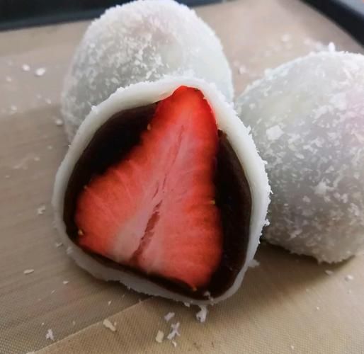 草莓大福怎么做_草莓大福需要蒸吗-第1张图片-山城妙识