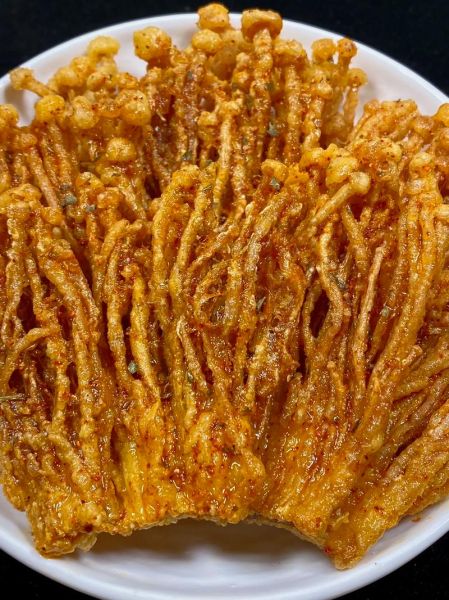 干炸金针菇怎么做才酥脆_干炸金针菇要不要焯水-第3张图片-山城妙识