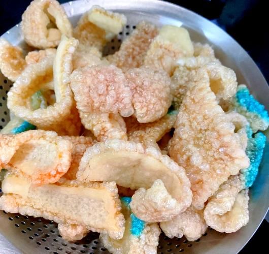 炸猪皮怎么吃_炸猪皮的家常做法-第1张图片-山城妙识