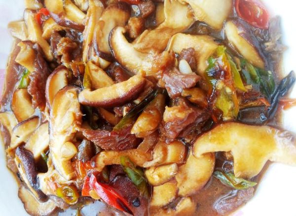 香菇肥牛怎么做_香菇肥牛热量高吗-第2张图片-山城妙识 香菇肥牛怎么做_香菇肥牛热量高吗-第2张图片-山城妙识