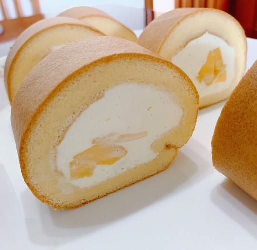 芒果蛋糕卷怎么做_芒果蛋糕卷需要烤多久-第1张图片-山城妙识