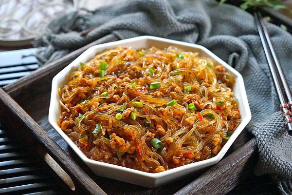 蚂蚁上树男女做法区别_蚂蚁上树用粉丝还是粉条-第1张图片-山城妙识