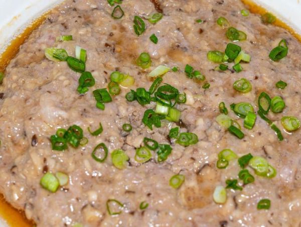 肉饼怎么蒸才又香又嫩_蒸肉饼嫩滑不柴的秘诀-第3张图片-山城妙识