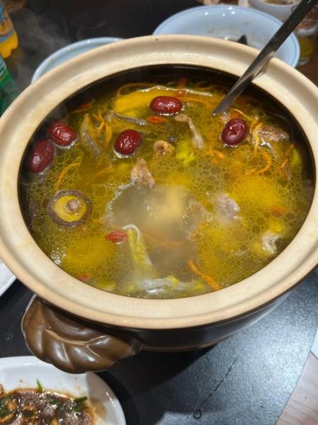 冬菇鸡汤怎么炖好喝_冬菇鸡汤做法窍门-第3张图片-山城妙识