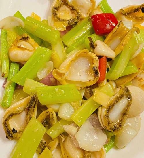 鲍鱼加什么配菜好吃_鲍鱼搭配哪些蔬菜最营养-第1张图片-山城妙识