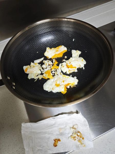 荷包蛋怎么煮不粘锅_荷包蛋不粘锅技巧-第1张图片-山城妙识