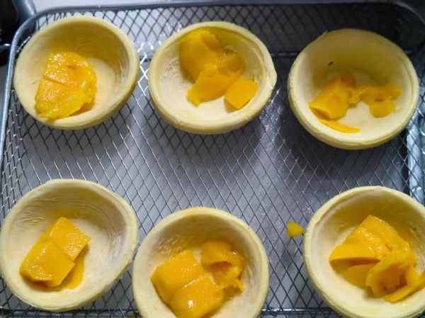 蛋挞的做法烤箱_烤箱蛋挞温度时间多久-第3张图片-山城妙识