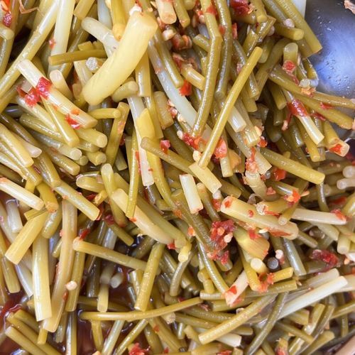 家常淹蒜苔的做法大全_蒜苔怎么腌制才脆爽-第2张图片-山城妙识