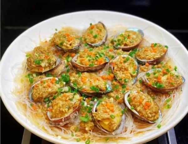 清蒸鲍鱼怎么做_清蒸鲍鱼的家常做法-第1张图片-山城妙识