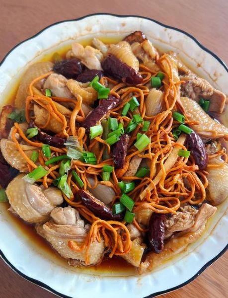 虫草花鸡汤怎么炖好喝_虫草花鸡汤的做法大全-第1张图片-山城妙识 虫草花鸡汤怎么炖好喝_虫草花鸡汤的做法大全-第1张图片-山城妙识