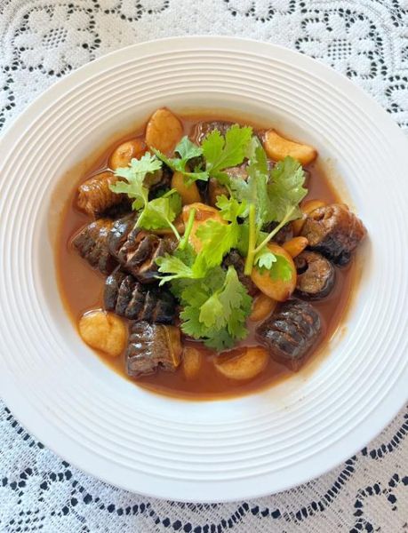 红烧肉烧黄鳝怎么做_家常做法步骤详解-第1张图片-山城妙识 红烧肉烧黄鳝怎么做_家常做法步骤详解-第1张图片-山城妙识