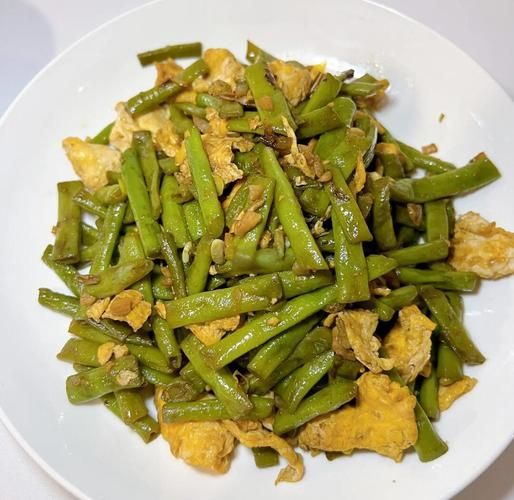 鸡蛋炒豇豆怎么炒好吃_鸡蛋炒豇豆用焯水吗-第2张图片-山城妙识