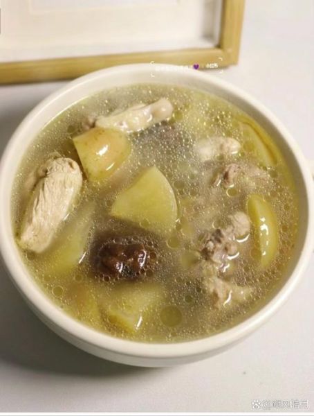 苹果鸡汤功效与作用_孕妇可以喝吗-第1张图片-山城妙识