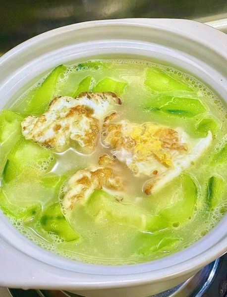 鸡蛋丝瓜汤的功效与作用_鸡蛋丝瓜汤能减肥吗-第1张图片-山城妙识