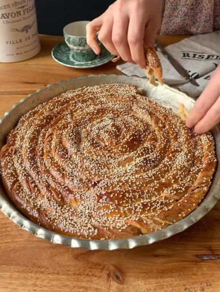 芝麻酱面包怎么做_芝麻酱面包热量高吗-第3张图片-山城妙识