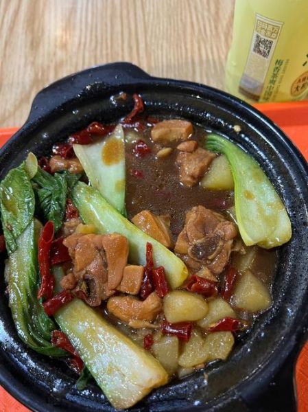 黄焖鸡怎么做最正宗_黄焖鸡做法最正宗的做法-第2张图片-山城妙识