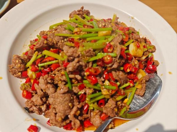 牛肉怎么做才嫩_家常牛肉菜谱大全-第2张图片-山城妙识