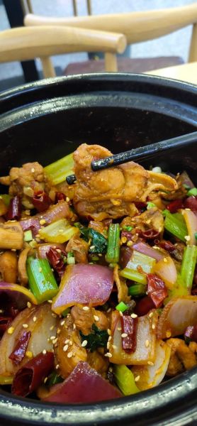 鸡公煲怎么烧好吃_鸡公煲做法步骤-第1张图片-山城妙识