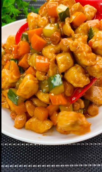 宫保鸡丁的宫保是什么意思_宫保鸡丁中的宫保指什么-第1张图片-山城妙识