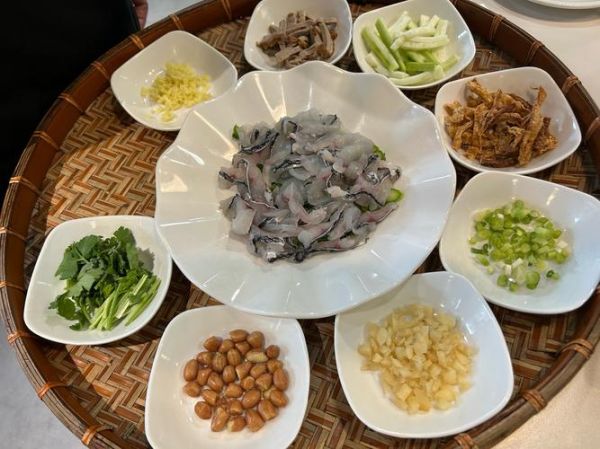 鱼粥的功效与作用_鱼粥适合什么人吃-第3张图片-山城妙识