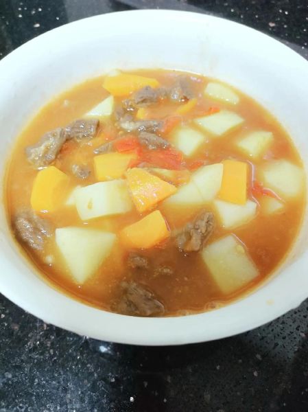 胡萝卜牛肉汤怎么炖才软烂_胡萝卜牛肉汤需要焯水吗-第3张图片-山城妙识