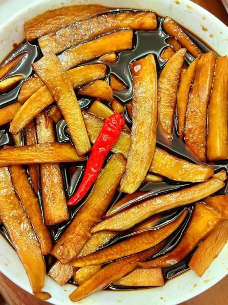 香辣萝卜条怎么腌制_家常香辣萝卜条腌制方法-第2张图片-山城妙识