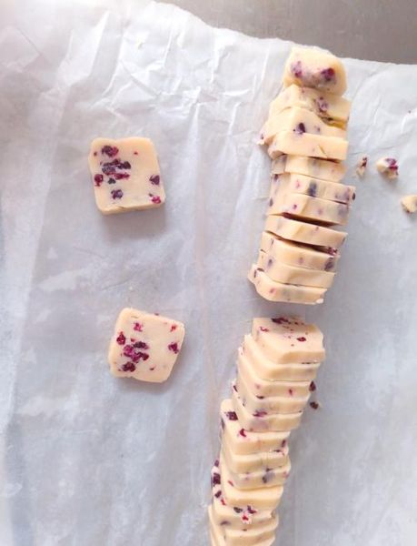 蔓越莓饼干君之改良版怎么做_为什么黄油要软化到位-第1张图片-山城妙识