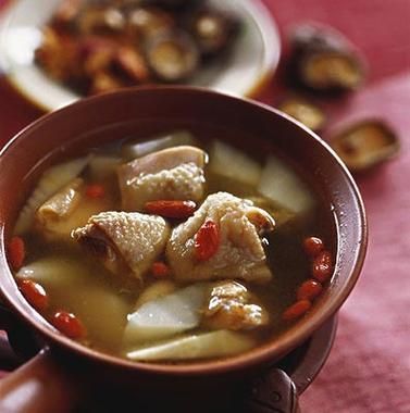 野鸡怎么烧好吃_野鸡炖多久才入味-第2张图片-山城妙识