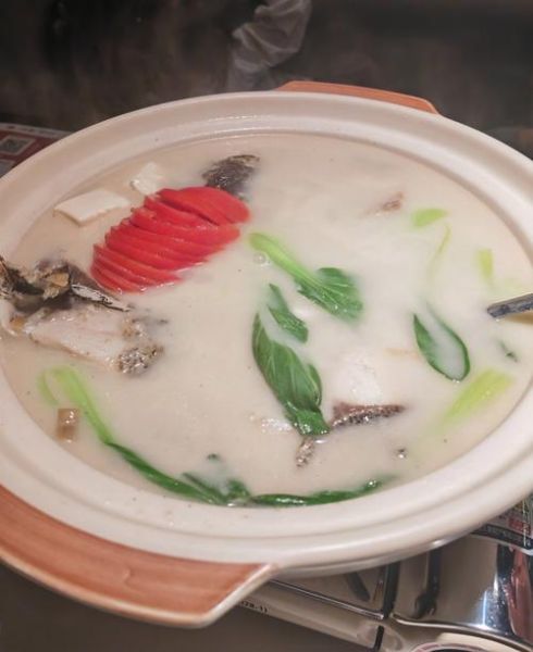 鱼汤怎么炖才白_鱼汤做法及步骤-第3张图片-山城妙识