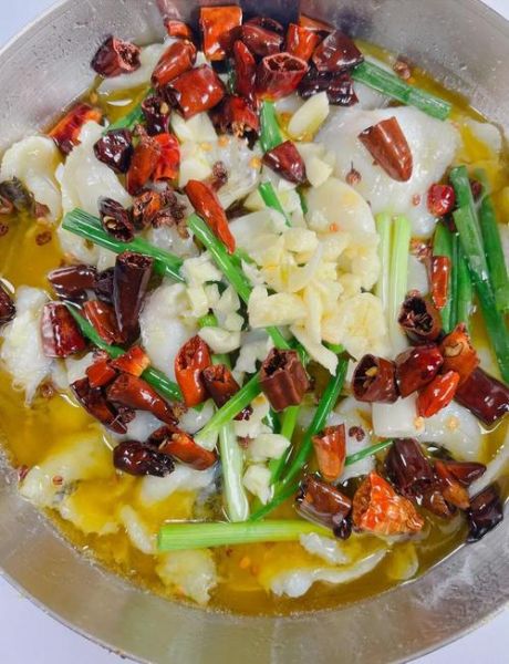 酸菜鱼怎么烧好吃_酸菜鱼视频教程-第1张图片-山城妙识