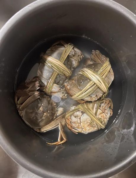 螃蟹怎么洗最快最干净_螃蟹清洗技巧-第2张图片-山城妙识 螃蟹怎么洗最快最干净_螃蟹清洗技巧-第2张图片-山城妙识