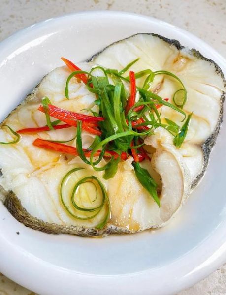 蒸鳕鱼怎么蒸才嫩_蒸鳕鱼需要蒸几分钟-第1张图片-山城妙识