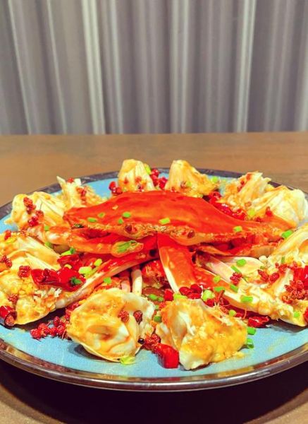 青蟹香辣蟹怎么做_青蟹香辣蟹最正宗做法-第1张图片-山城妙识