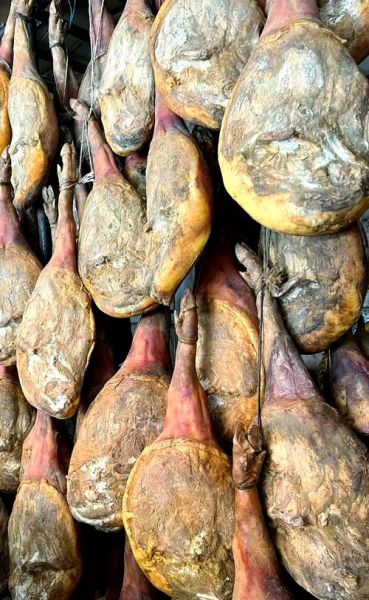 云南腊肉怎么腌制_云南腊肉腌制配方-第1张图片-山城妙识