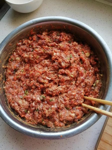 牛肉馄饨馅怎么做_儿童版详细步骤-第1张图片-山城妙识