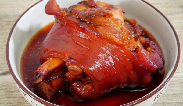 炖蹄膀怎么做_炖蹄膀要焯水吗-第2张图片-山城妙识 炖蹄膀怎么做_炖蹄膀要焯水吗-第2张图片-山城妙识