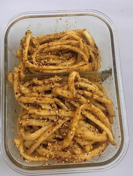 用面粉在家怎么做辣条_自制辣条配方-第2张图片-山城妙识