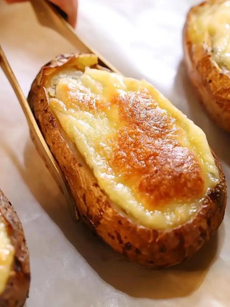 芝士土豆烤箱做法_芝士土豆烤箱温度多少-第2张图片-山城妙识