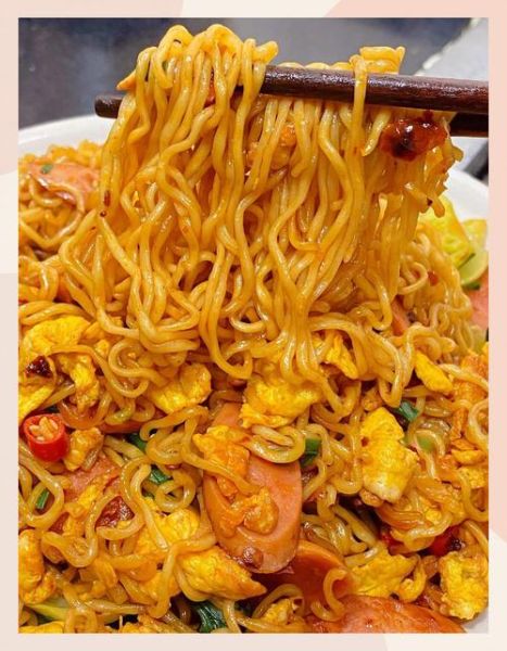 火腿炒方便面怎么做_火腿炒方便面热量高吗-第2张图片-山城妙识