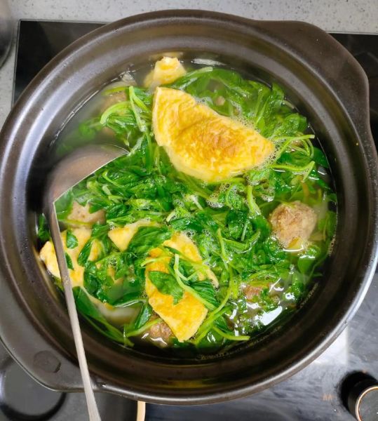 鸡毛菜汤的做法_鸡毛菜汤的营养价值-第1张图片-山城妙识