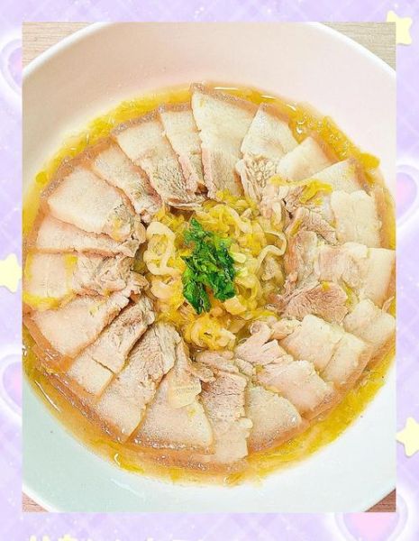 酸菜汆白肉炖多久_酸菜汆白肉炖多久才入味-第1张图片-山城妙识