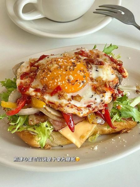 培根煎蛋怎么做_培根煎蛋热量高吗-第1张图片-山城妙识