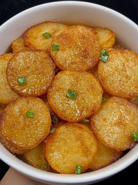 家常土豆片怎么做才好吃_土豆片脆嫩不软塌的秘诀-第1张图片-山城妙识