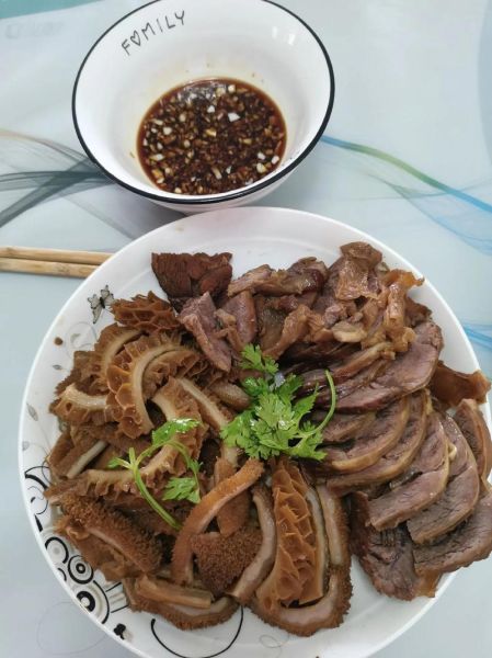 牛肚炖汤放什么比较好_牛肚汤放什么食材最鲜-第3张图片-山城妙识