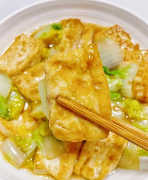 白菜豆腐怎么炒_白菜豆腐炒多久才入味-第1张图片-山城妙识