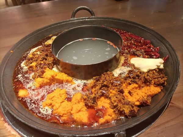 重庆特色汤锅有哪些_重庆汤锅哪里最正宗-第2张图片-山城妙识